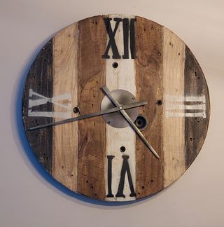 Orologio stile industriale