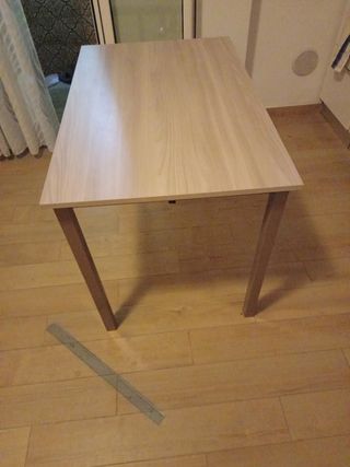 Tavolo da pranzo moderno allungabile