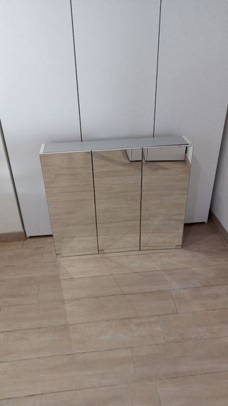 Mobile bagno con specchio