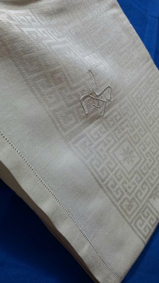 Varie Tovaglia x12 con tovaglioli e ricami