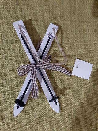 Sci in legno decorazione natalizia