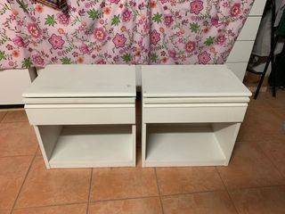 Comodini camera da letto bianchi