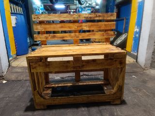 Sedile + tavolino in legno artigianali