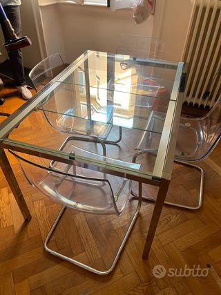 Tavolo in vetro Ikea + 4 sedie