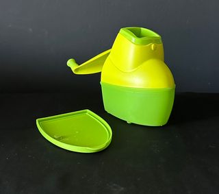 Tupperware Mahl Chef 31199 D126 - Grattugia univer