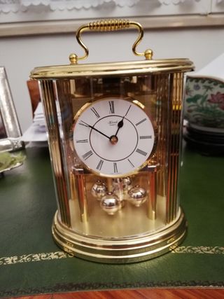 Orologio da tavolo Hermle