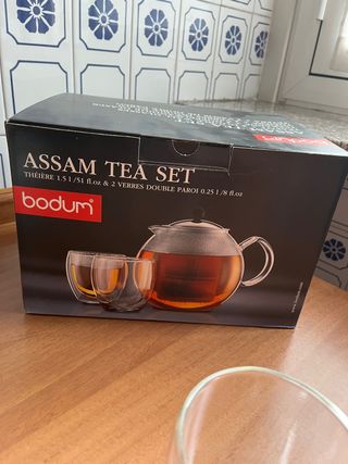 teiera + due bicchieri vetro doppio marca Bodum