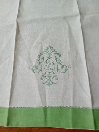 Asciugamano lino ricamata
