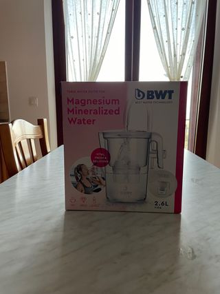 Caraffa per acqua con ricariche