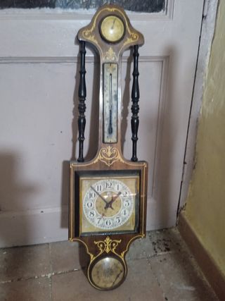 Orologio da parete antico