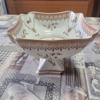 Centrotavola in porcellana