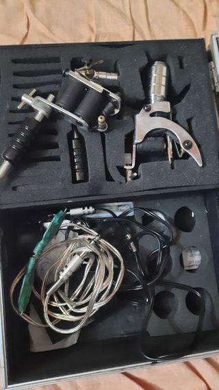 Kit macchinetta per tatuaggi