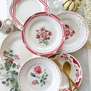 Set di 6 piatti mix and match francesi