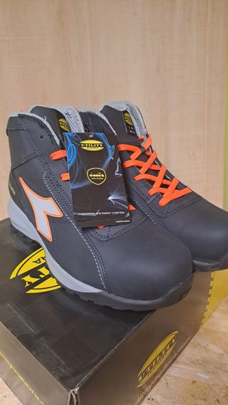 Scarpe antinfortunistiche
