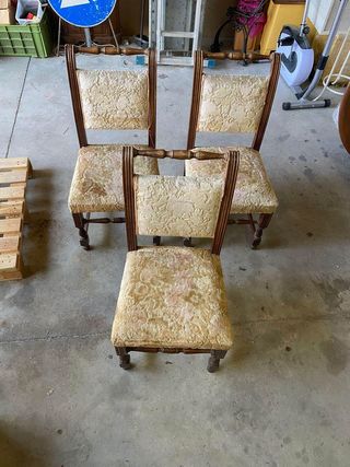 3 sedie vintage in legno