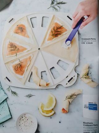 Croissant Party Tupperware