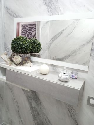 Mobile  con cassetto più specchio