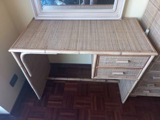 Scrivania in vimini