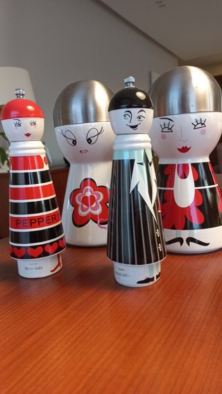 Barattoli-sale e pepe