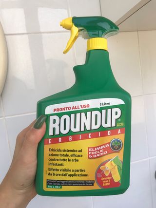 Erbicida foglie e radici pronto all’uso