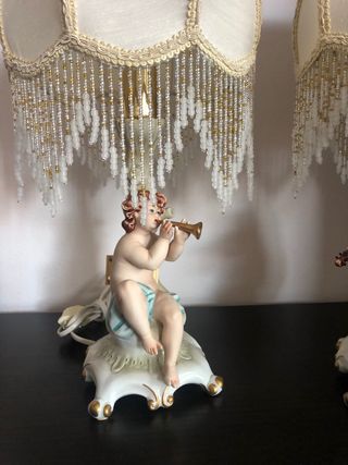 Lampade di capodimonte con pa in perline di murano