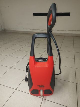 Pompa elettrica rossa nera