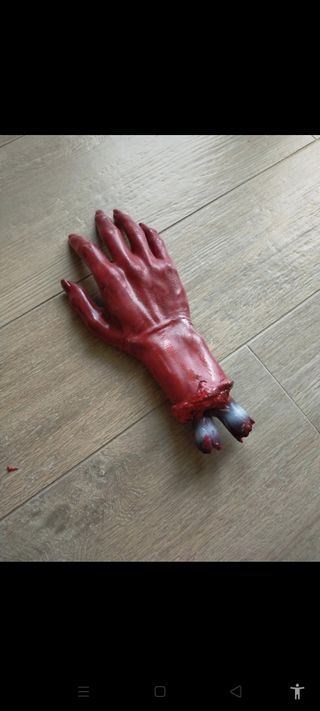 Halloween decorazione mano realistica
