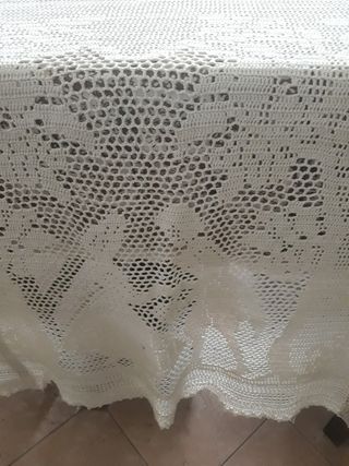 Tenda in cotone scru lavorata a fillet