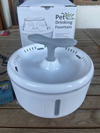 Fontanella per cani e gatti 2 litri
