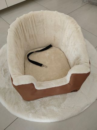 Seggiolino auto per animali domestici