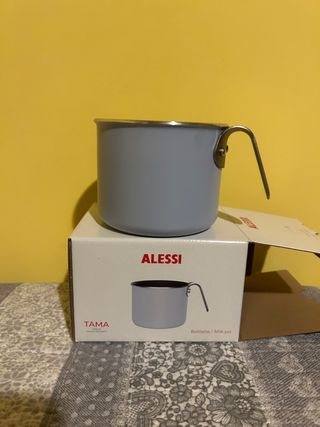 Bollilatte collezione Alessi linea Tama