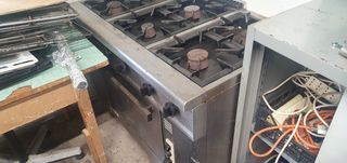 Cucina gas professionale 6 fuochi forno