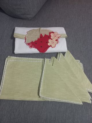 Tovaglia +tovaglioli