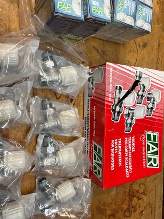 8 valvole termostatiche