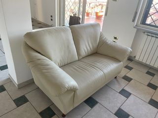 Divano in pelle 2 posti