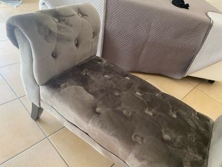 panca in velluto grigio scuro