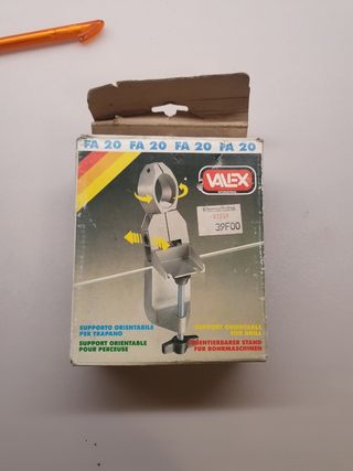 Supporto orientabile per trapano