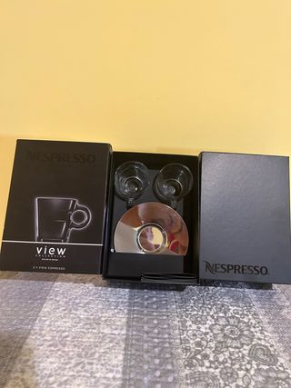 Set tazzine e piattini nespresso