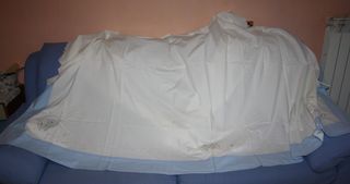 Lenzuolo sopra matrimoniale ricamato a mano