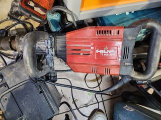 demolitore hilti