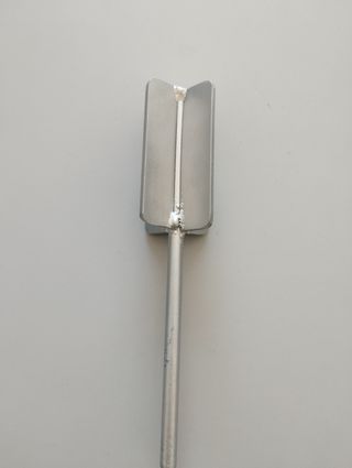 Accessorio trapano per pelare il maiale