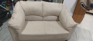 Divanetto beige 2 posti
