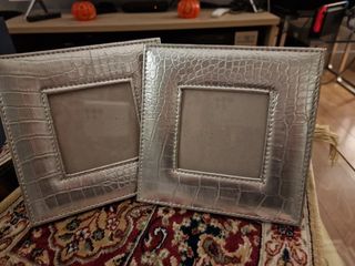 Set di 2 cornici in pelle