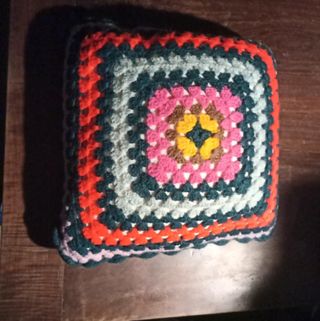 Cuscino quadrato crochet