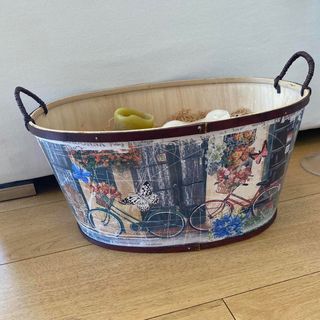 Cesto ovale decorato