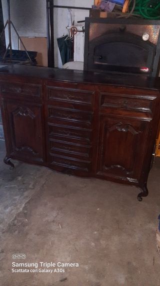 Credenza