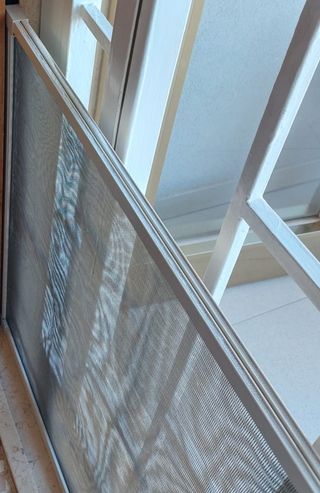 Zanzariera per tapparella a pannello estendibile