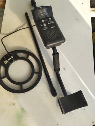 Metal detector MD-318B cerca metalli trova