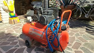 Compressore 1,5kW 2HP 100 litri