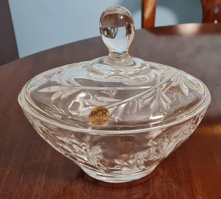 Ciotola in cristallo lavorato RCR nuova